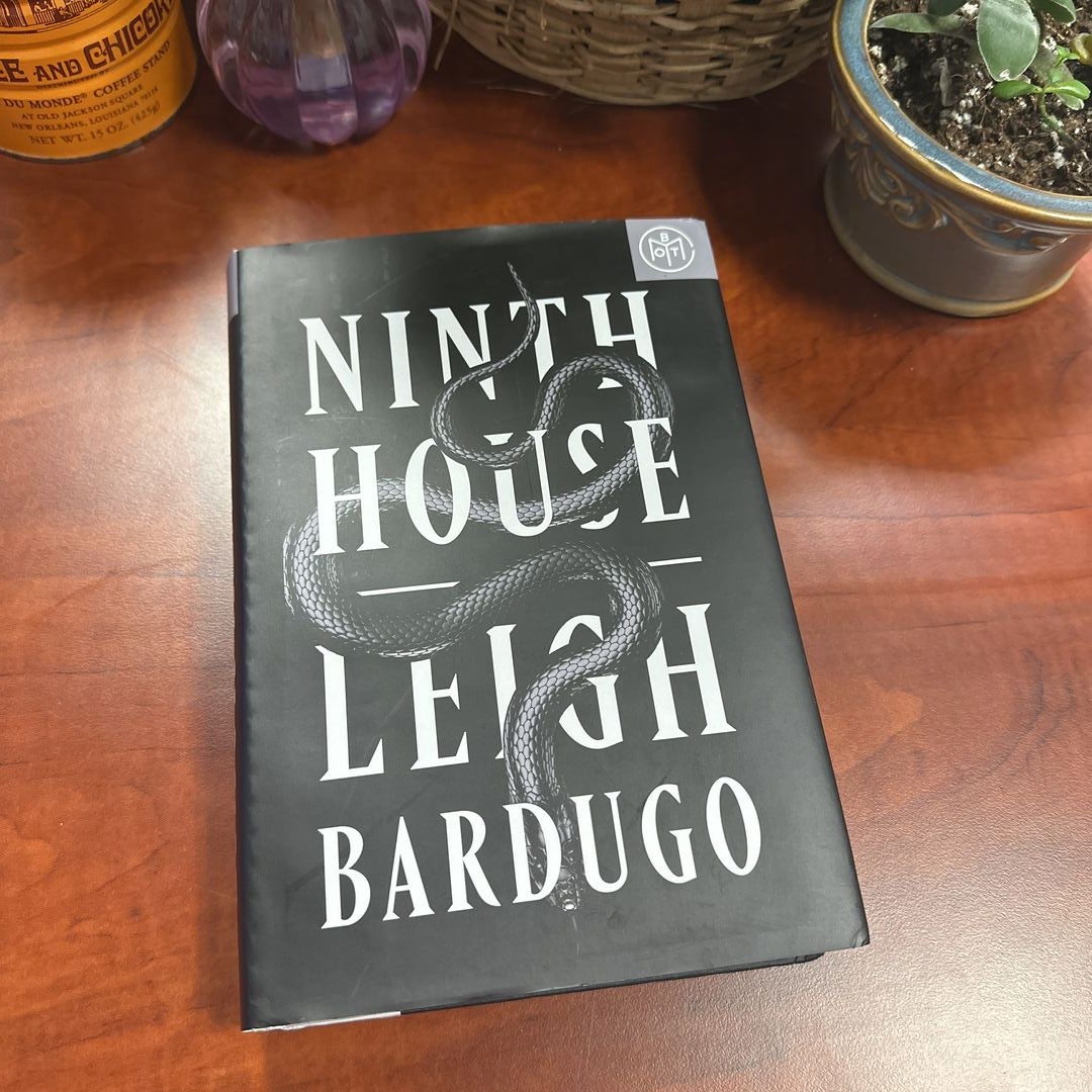 Ninth House by Leigh Bardugo, Hardcover | Pangobooks