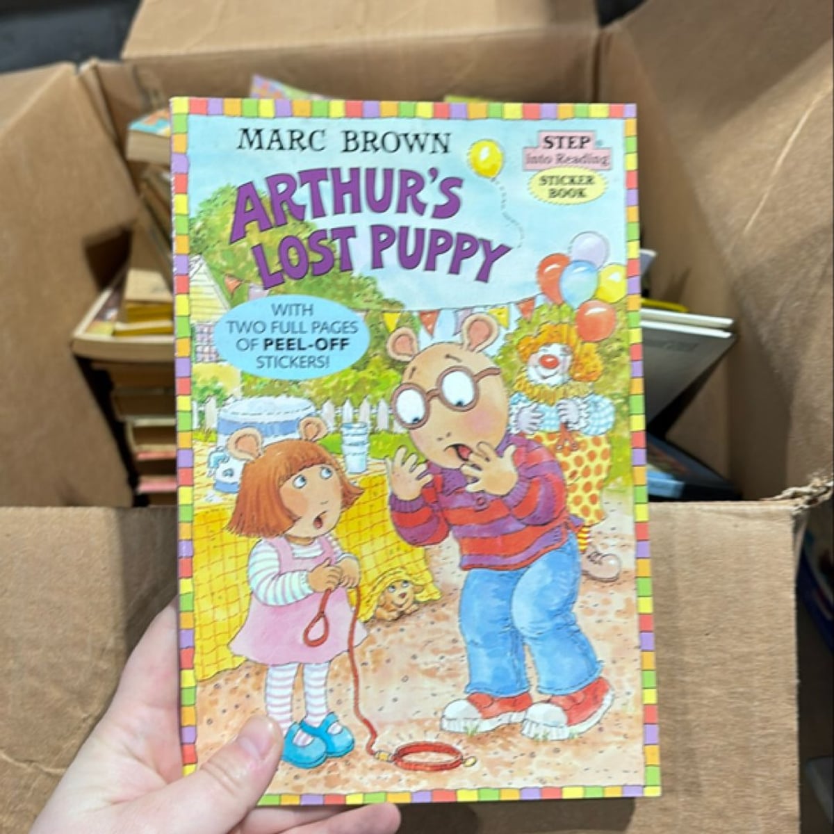 Arthur's Lost Puppy by Marc Brown