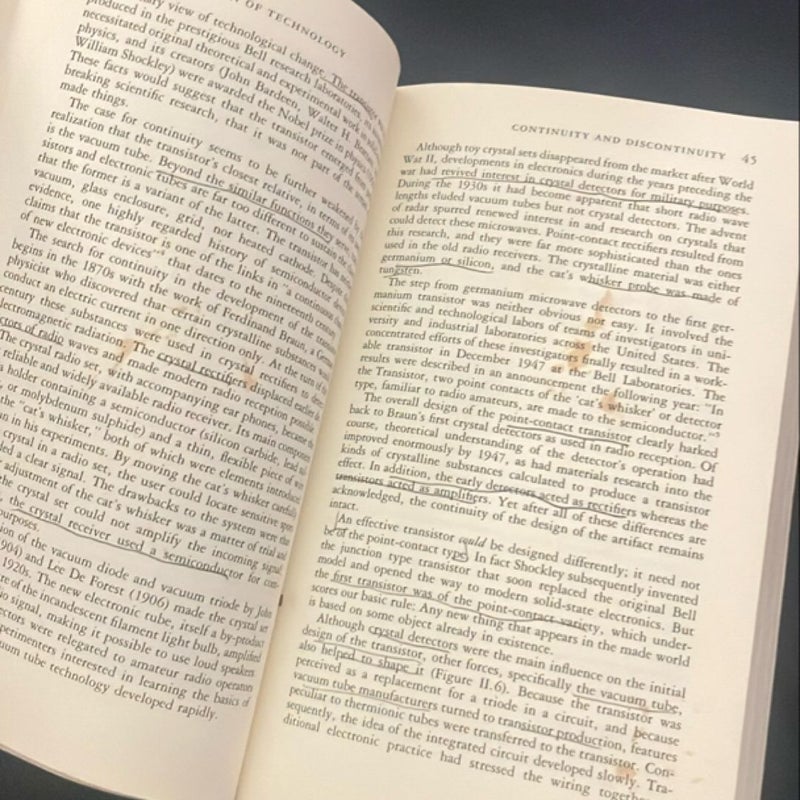 The Evolution of Technology by George Basalla, Owen Hannaway