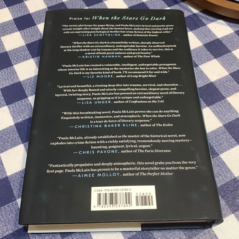 When the Stars Go Dark by Paula McLain, Hardcover | Pangobooks