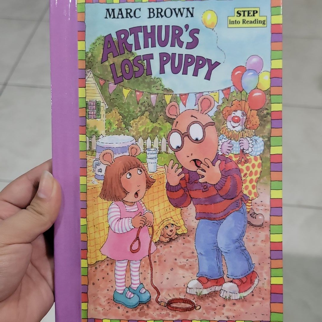 Arthur's Lost Puppy by Marc Brown