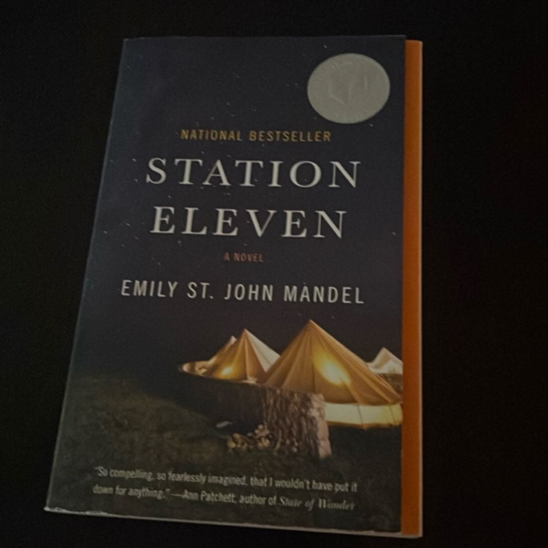 Station Eleven by Emily St. John Mandel, Paperback | Pangobooks