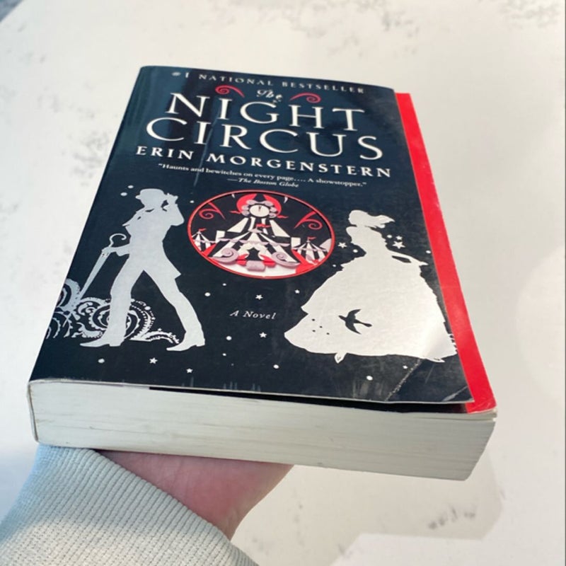 The Night Circus by Erin Morgenstern, Paperback | Pangobooks