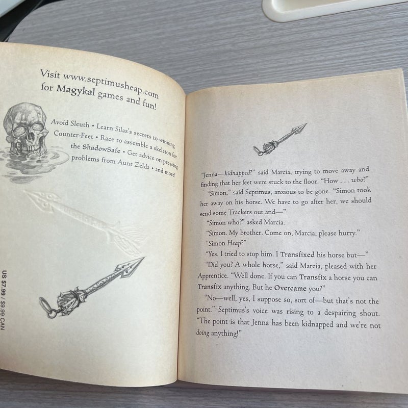 Septimus Heap, Book Two: Flyte by Angie Sage