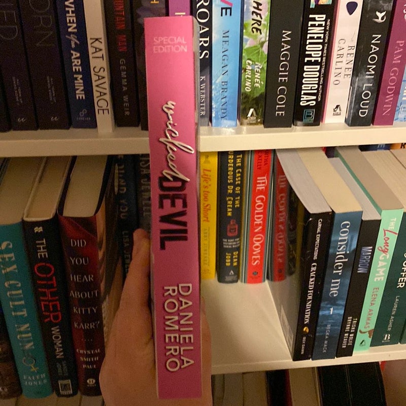 Wicked Devil Patreon by Daniela Romero , Paperback | Pangobooks