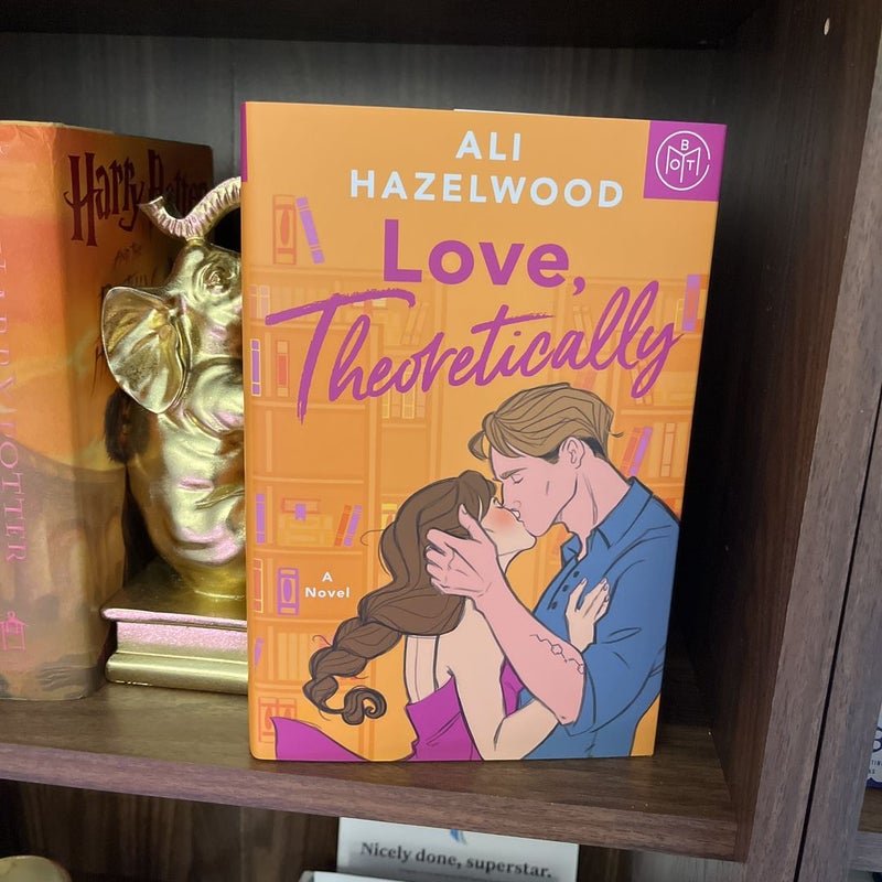 Love, Theoretically by Ali Hazelwood, Hardcover | Pangobooks