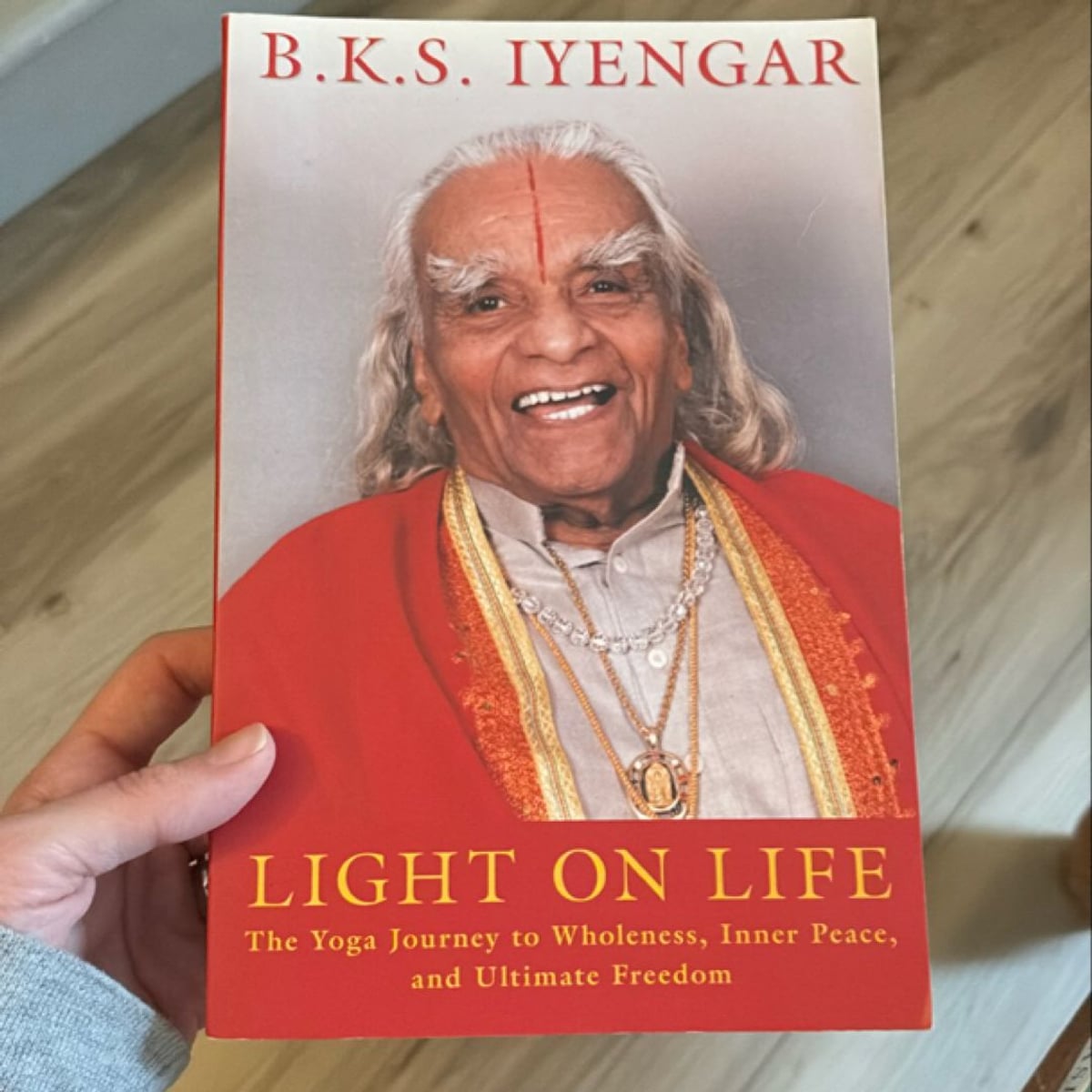 Light on Life by B. K. S. Iyengar, John J. Evans, Douglas Abrams