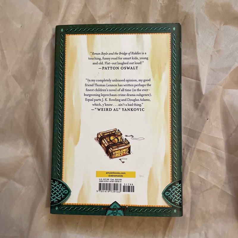 Ronan Boyle and the Bridge of Riddles (Ronan Boyle #1) by Thomas Lennon ...