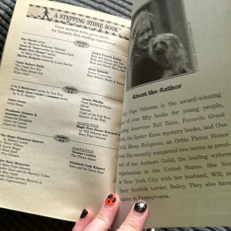 Magic Tree House #23: Twister on Tuesday by Mary Pope Osborne ...