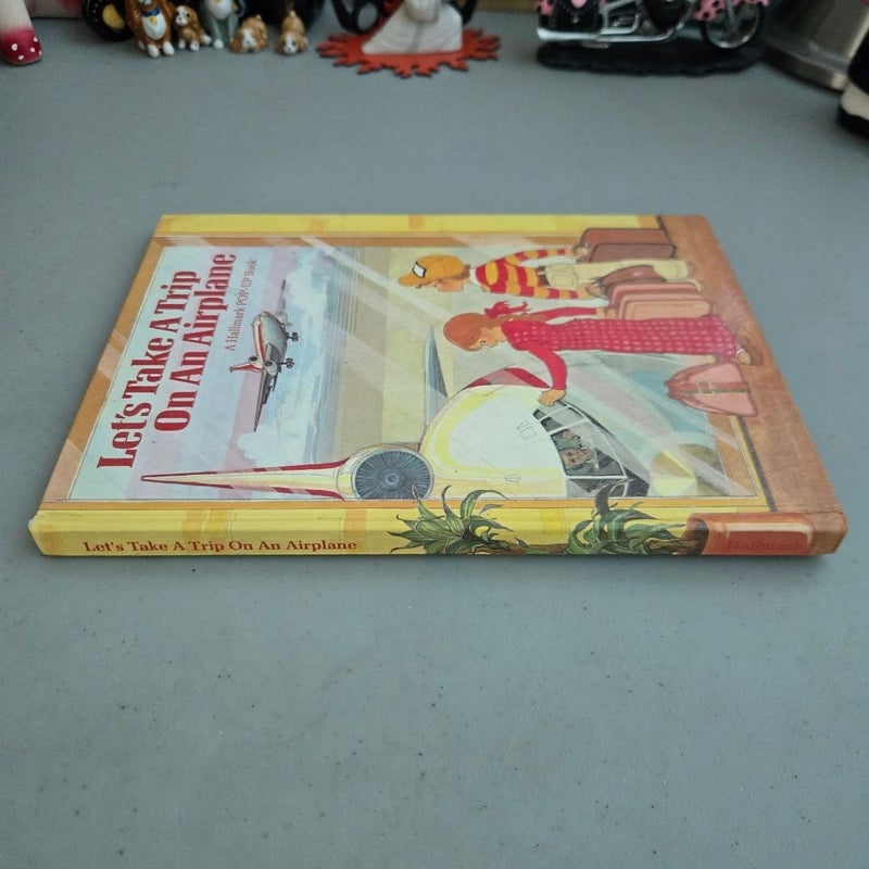 Let's Take a Ride on an Airplane Pop-up Book by , Hardcover | Pangobooks