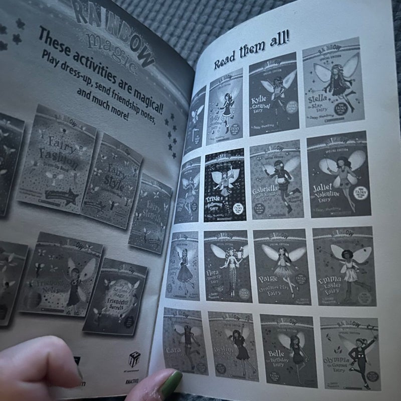 Rainbow Magic Special Edition: Selena the Sleepover Fairy by Daisy Meadows