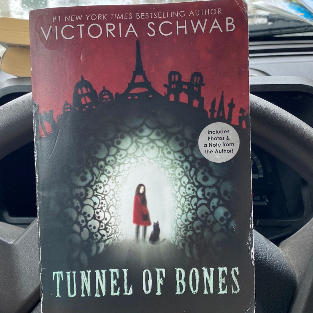 Tunnel of Bones by Victoria Schwab, Paperback | Pangobooks