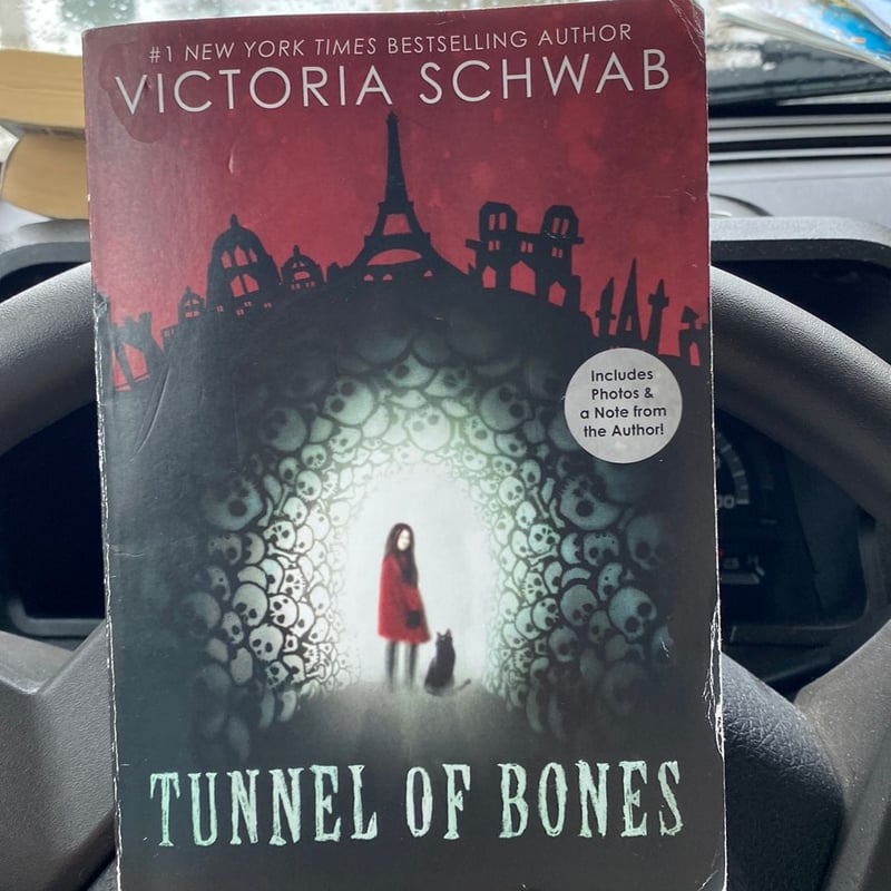 Tunnel of Bones by Victoria Schwab, Paperback | Pangobooks