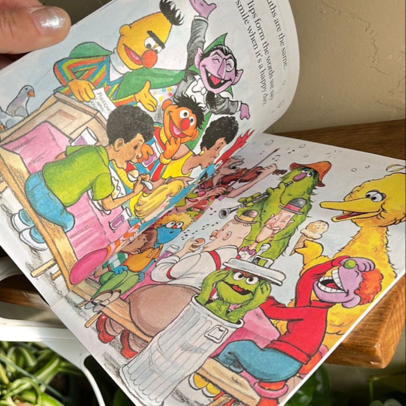 We're Different, We're the Same (Sesame Street) by Bobbi Kates