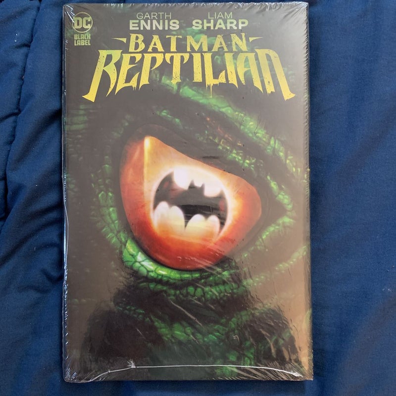 Batman: Reptilian by Garth Ennis, Hardcover | Pango Books