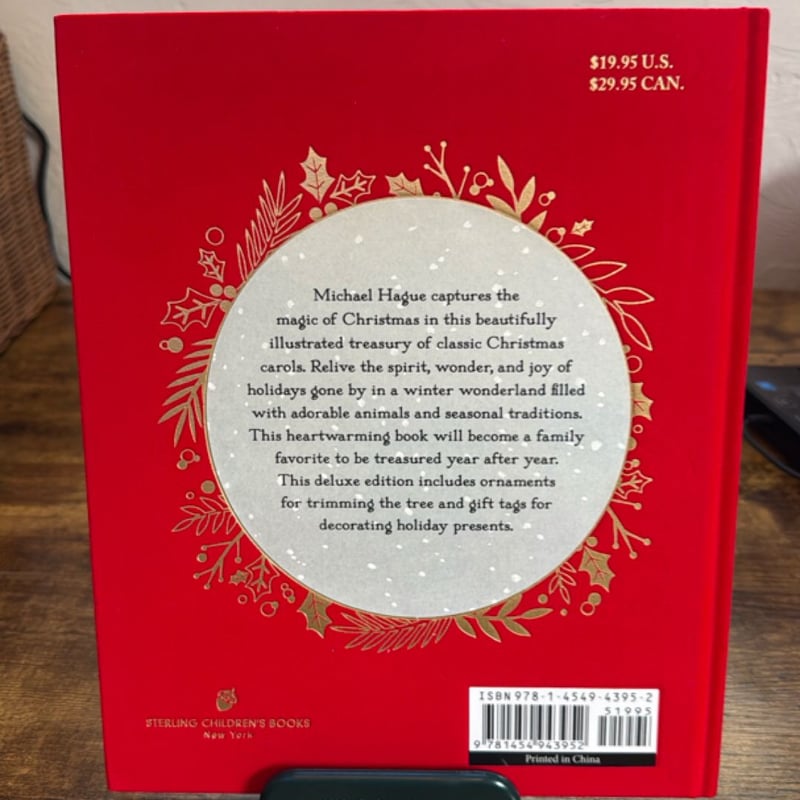 Michael Hague's Treasury of Christmas Carols by Michael Hague