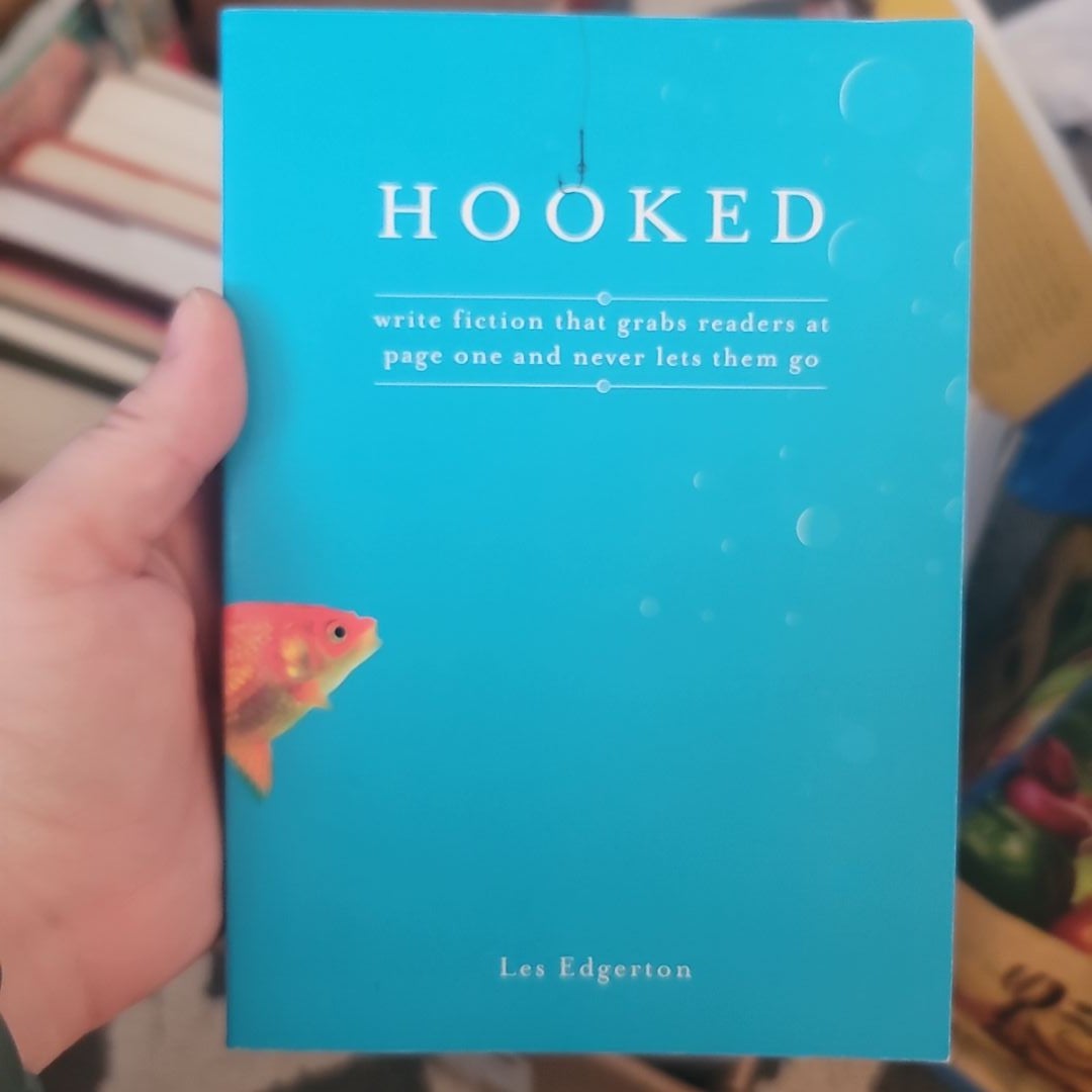 Hooked by Les Edgerton, Paperback | Pangobooks