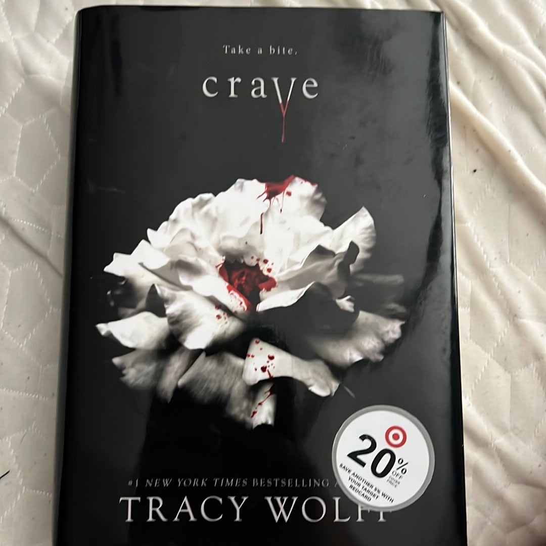 Crave by Tracy Wolff, Hardcover | Pangobooks