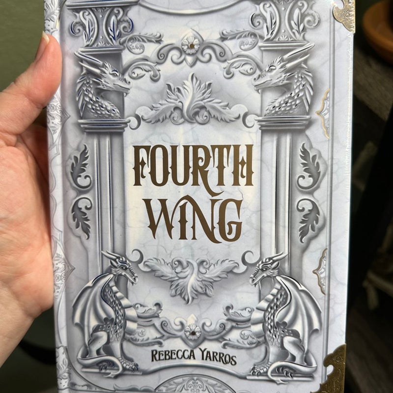 **Signed** Fourth wing with overlays and bookish items by Rebecca ...