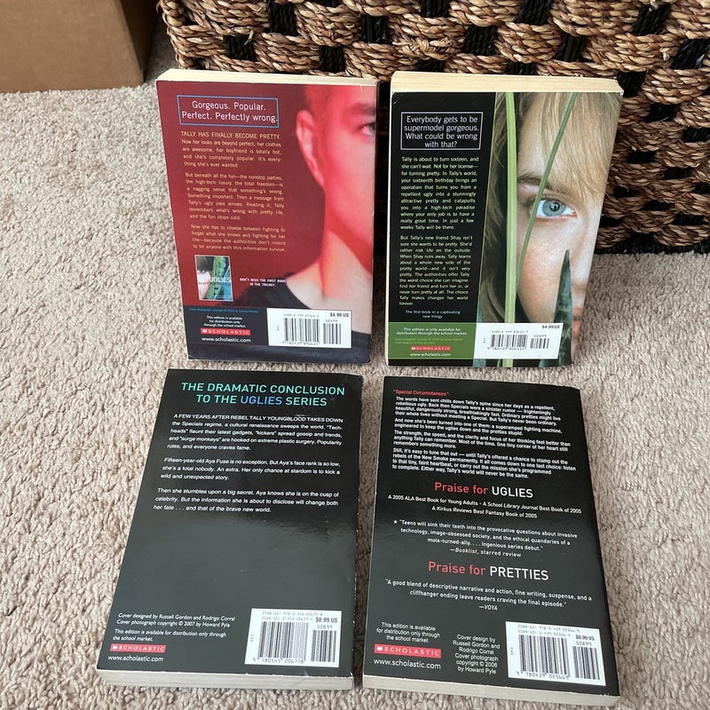 Pretties; Uglies; Specials; Extras by Scott Westerfeld , Paperback | Pangobooks