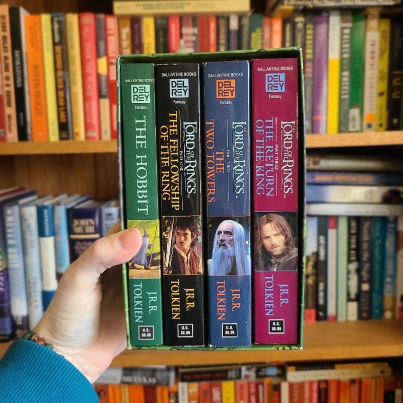 Tolkien Boxed Set by , Paperback | Pangobooks