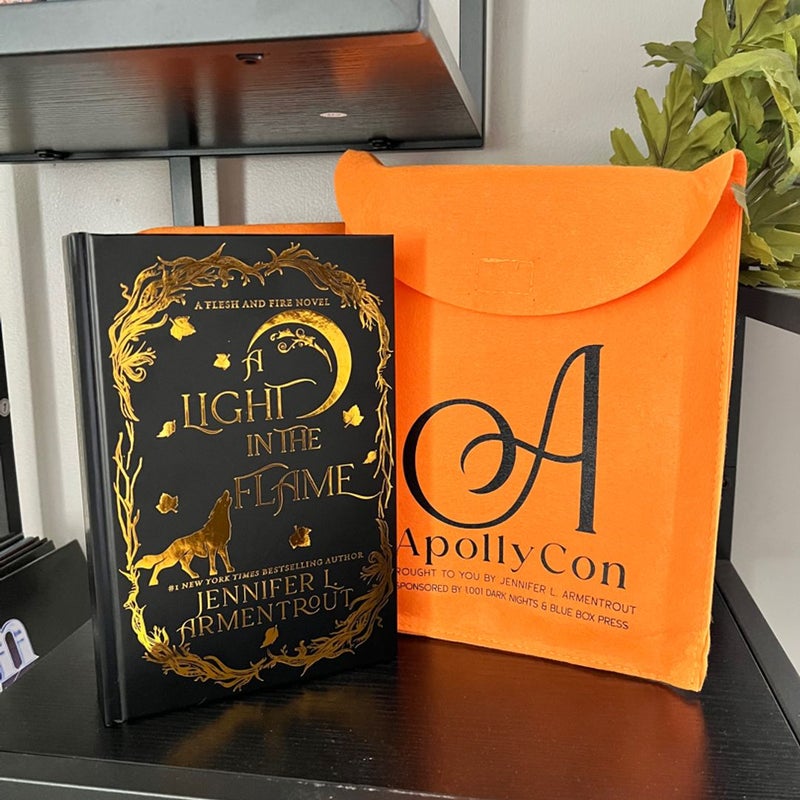 Apollycon 22/23 Exclusive Jennifer L. Armentrout set of ASITE & ALITF ...