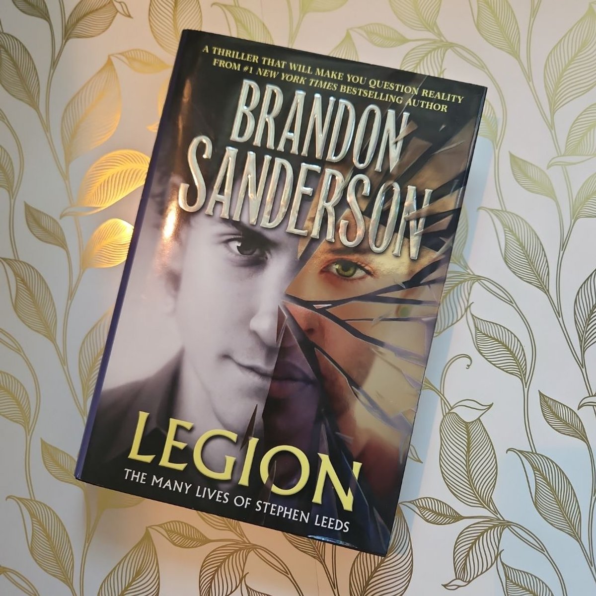 Legion: the Many Lives of Stephen Leeds by Brandon Sanderson