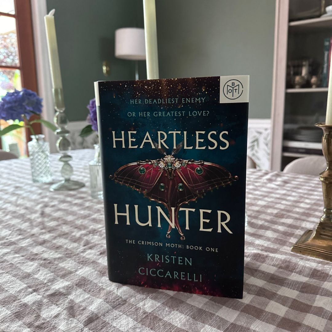Heartless Hunter by Kristen Ciccarelli, Hardcover | Pangobooks