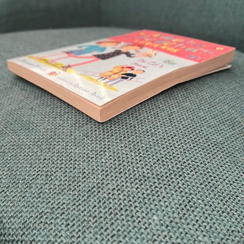 Amelia Bedelia and Friends #2: Amelia Bedelia and Friends the Cat's ...