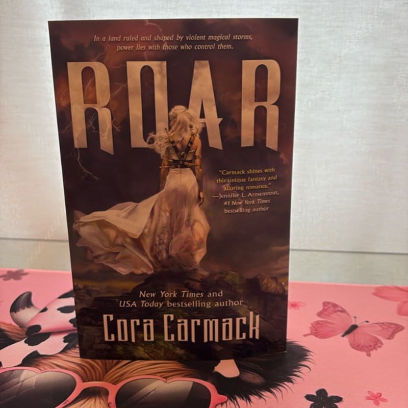 Roar by Cora Carmack, Paperback | Pangobooks