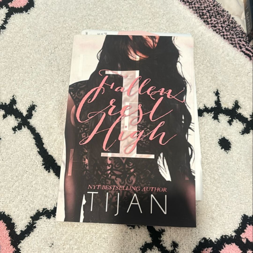 Fallen Crest High by Tijan