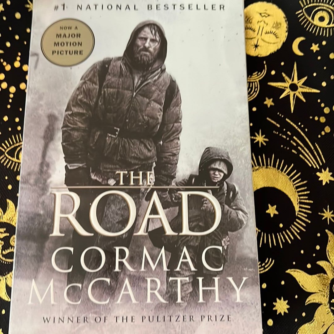 The Road by Cormac Mccarthy, Paperback | Pangobooks