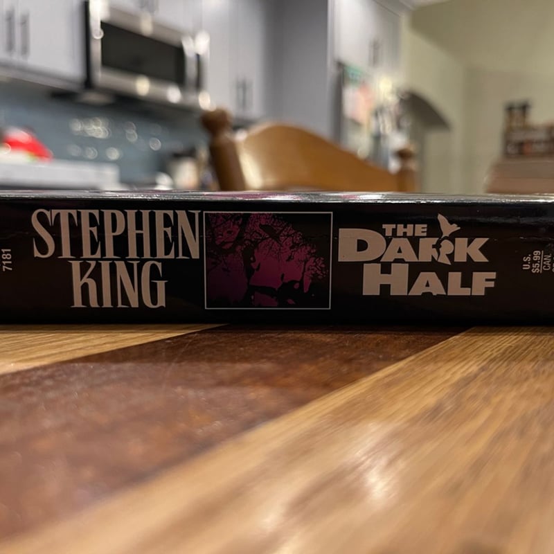The Dark Half by Stephen King, Paperback | Pangobooks