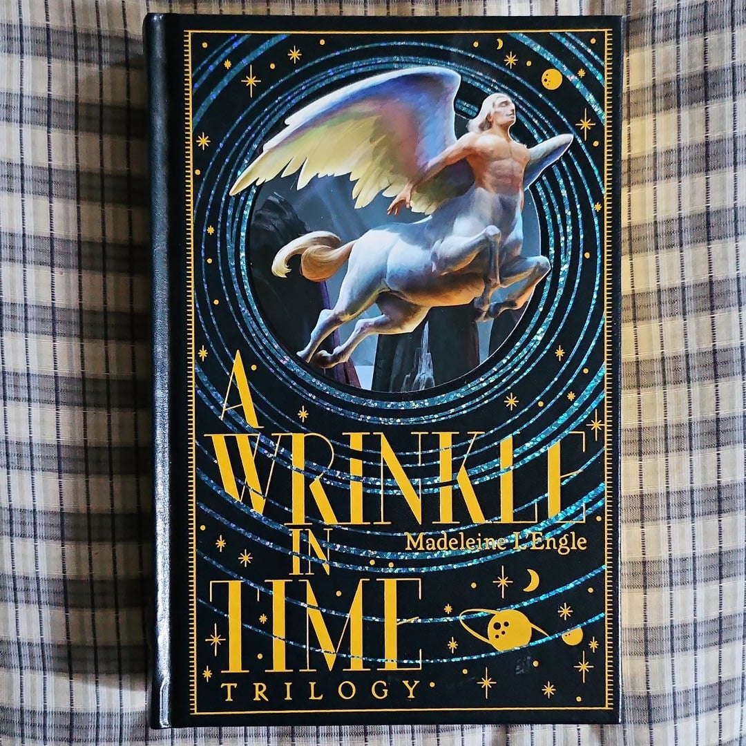 A Wrinkle in Time by Madeleine L' Engle, Hardcover | Pangobooks