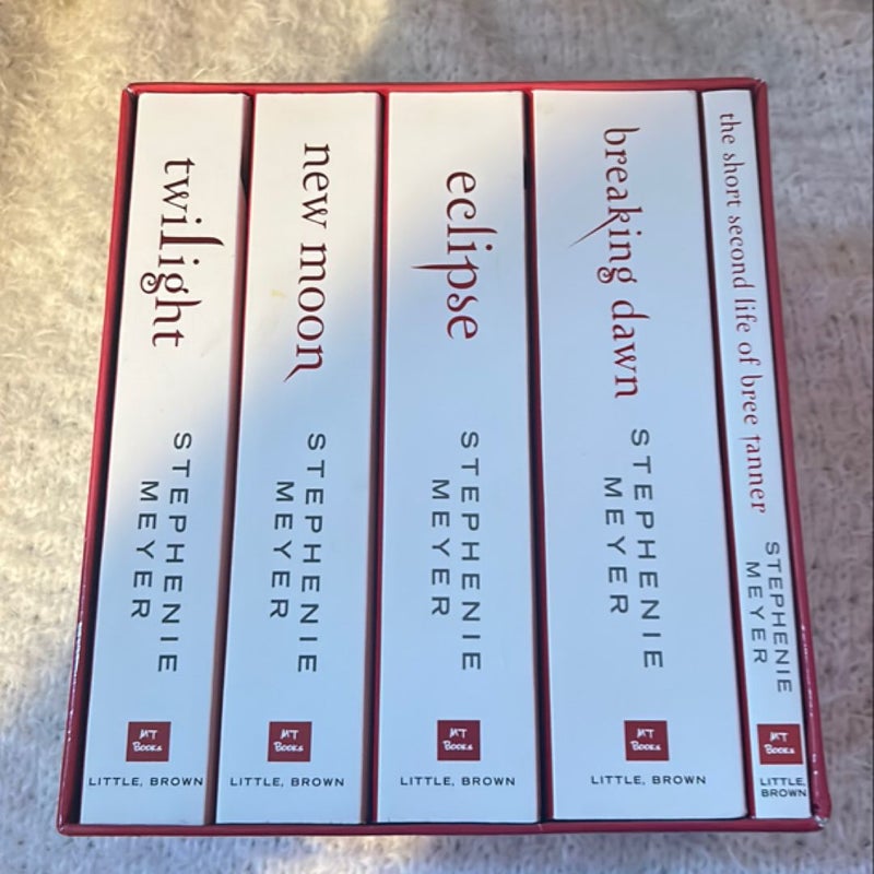 The Twilight Saga White Collection by Stephenie Meyer