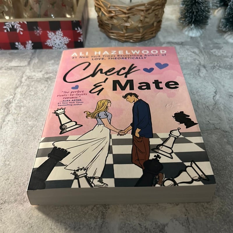 Check Mate by Ali Hazelwood, Paperback | Pangobooks