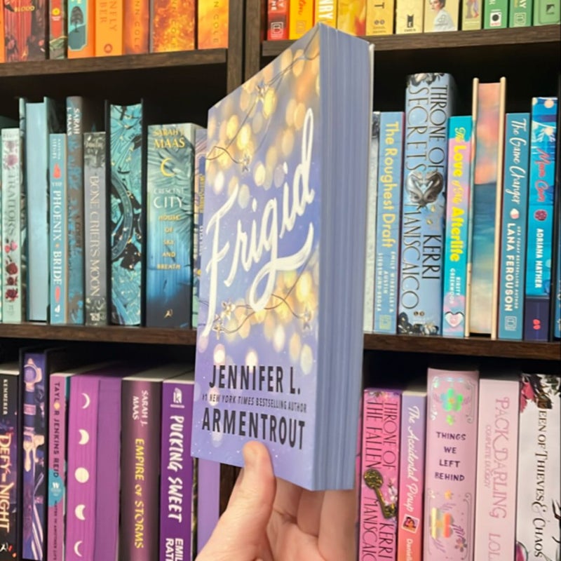 Frigid by Jennifer L. Armentrout, Paperback | Pangobooks