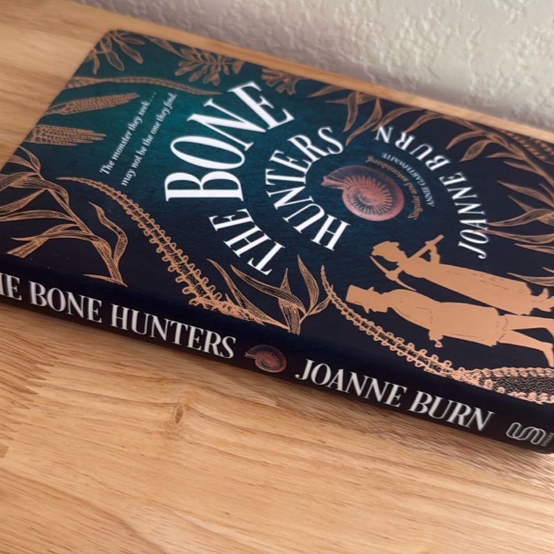 The Bone Hunters by Joanne Burn, Hardcover | Pangobooks