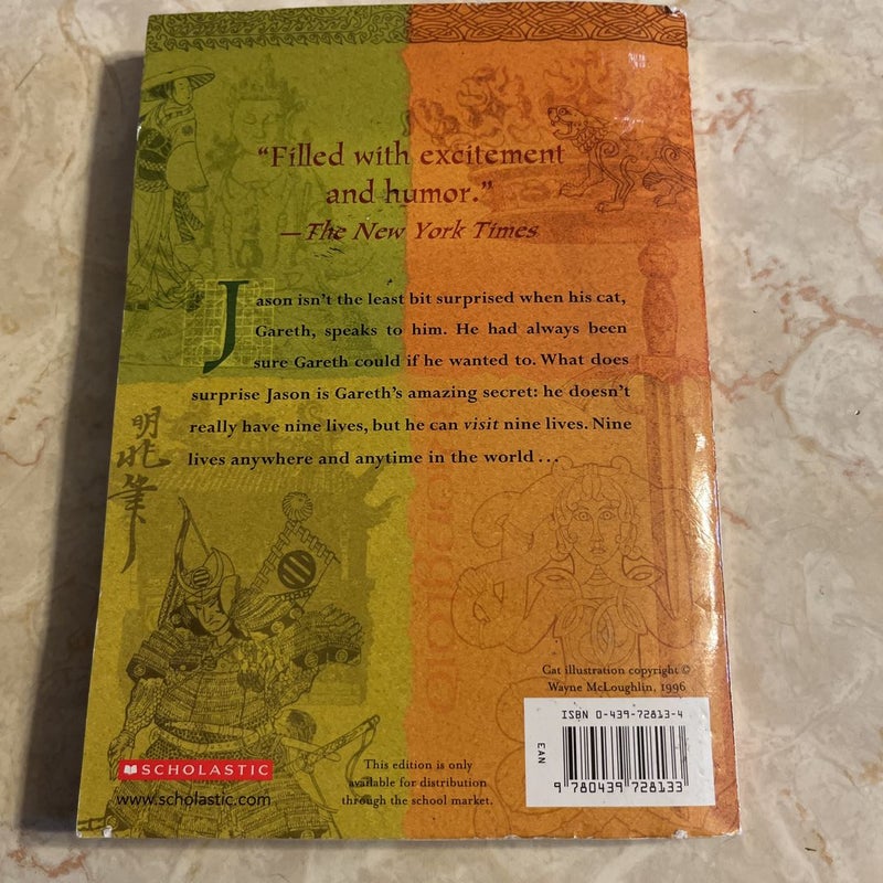 Time Cat by Lloyd Alexander , Paperback | Pangobooks