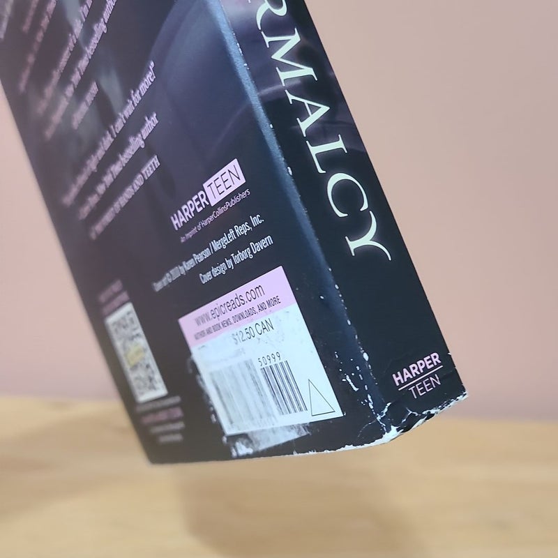 Paranormalcy by Kiersten White, Paperback | Pangobooks