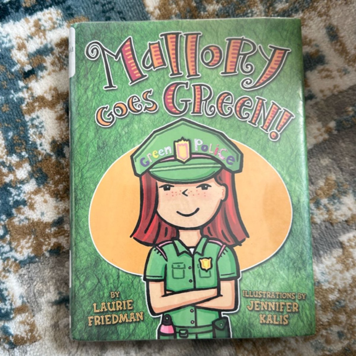Mallory Goes Green! by Laurie Friedman