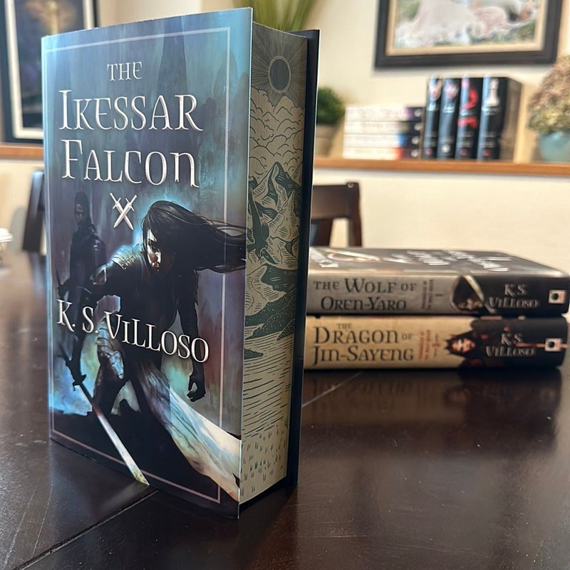 Chronicles of the Wolf Queen - Broken Binding Subscription edition; The ...