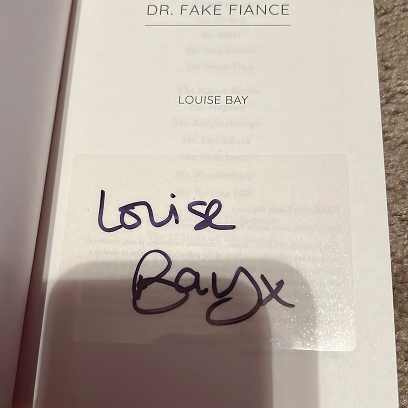 Dr. Fake Fiance by Louise Bay, Paperback | Pangobooks