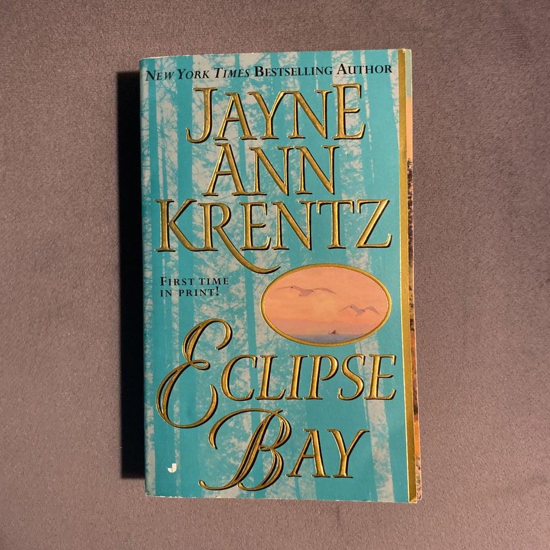 Eclipse Bay by Jayne Ann Krentz, Paperback | Pangobooks