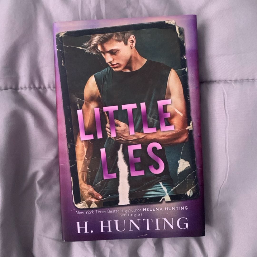Little Lies - Signed by H. Hunting, Hardcover | Pangobooks