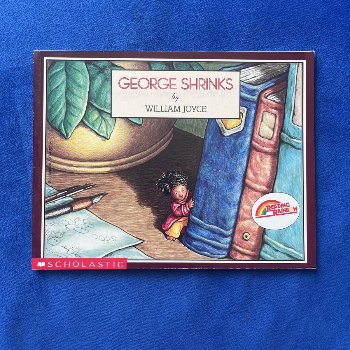 George Shrinks by William Joyce, Paperback | Pangobooks