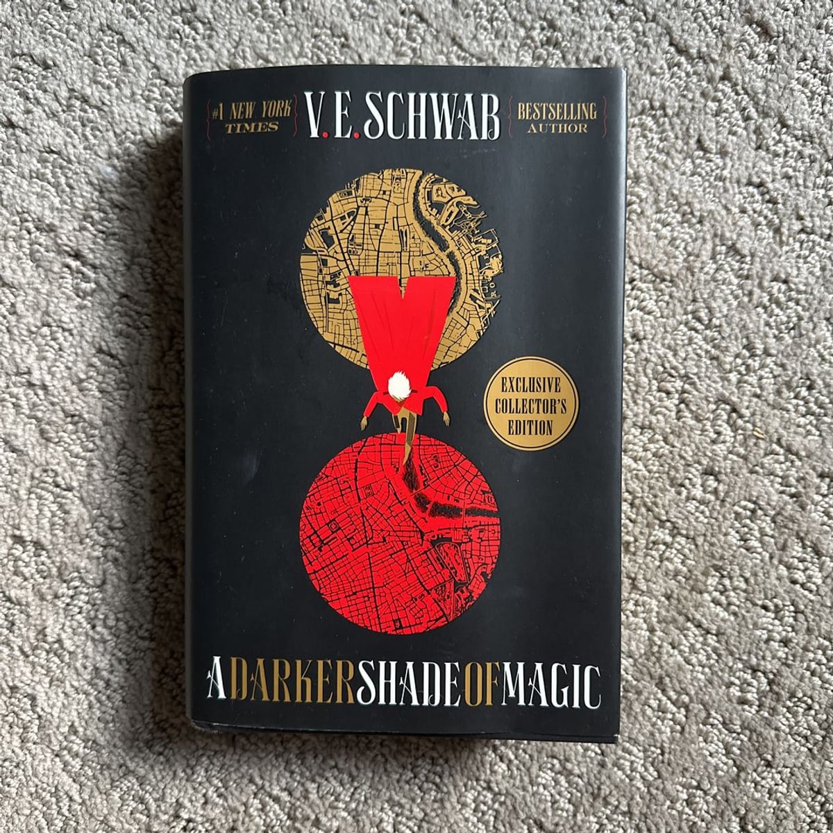 A Darker Shade of Magic (Exclusive Collector’s Edition) by V. E. Schwab ...