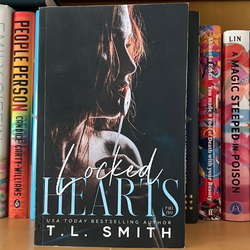 Locked Hearts by T. L. Smith, Paperback | Pangobooks