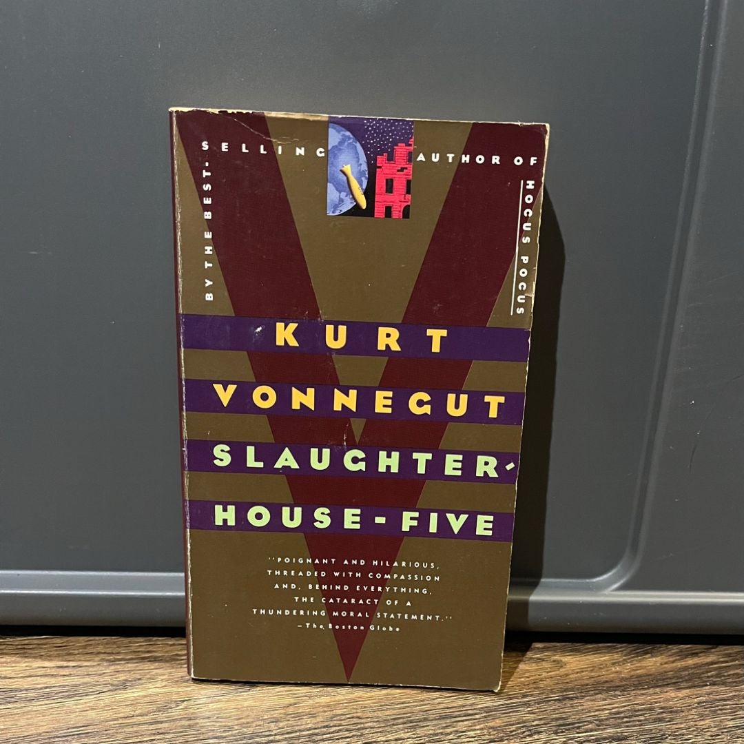 Slaughter House-Five by Kurt Vonnegut, Paperback | Pangobooks