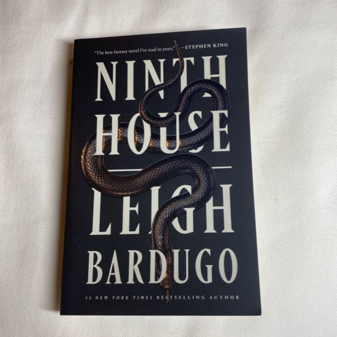 Ninth House by Leigh Bardugo, Paperback | Pangobooks
